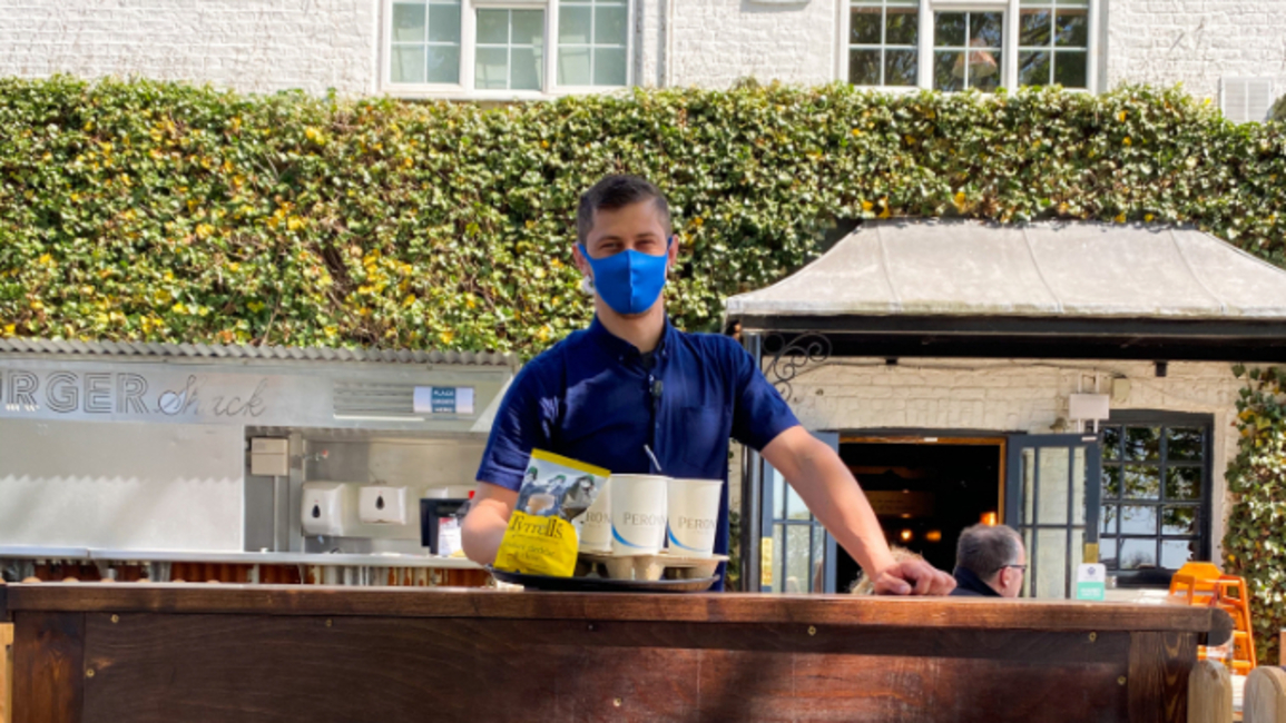 The Old Ship | Traditional pub food in Hammersmith